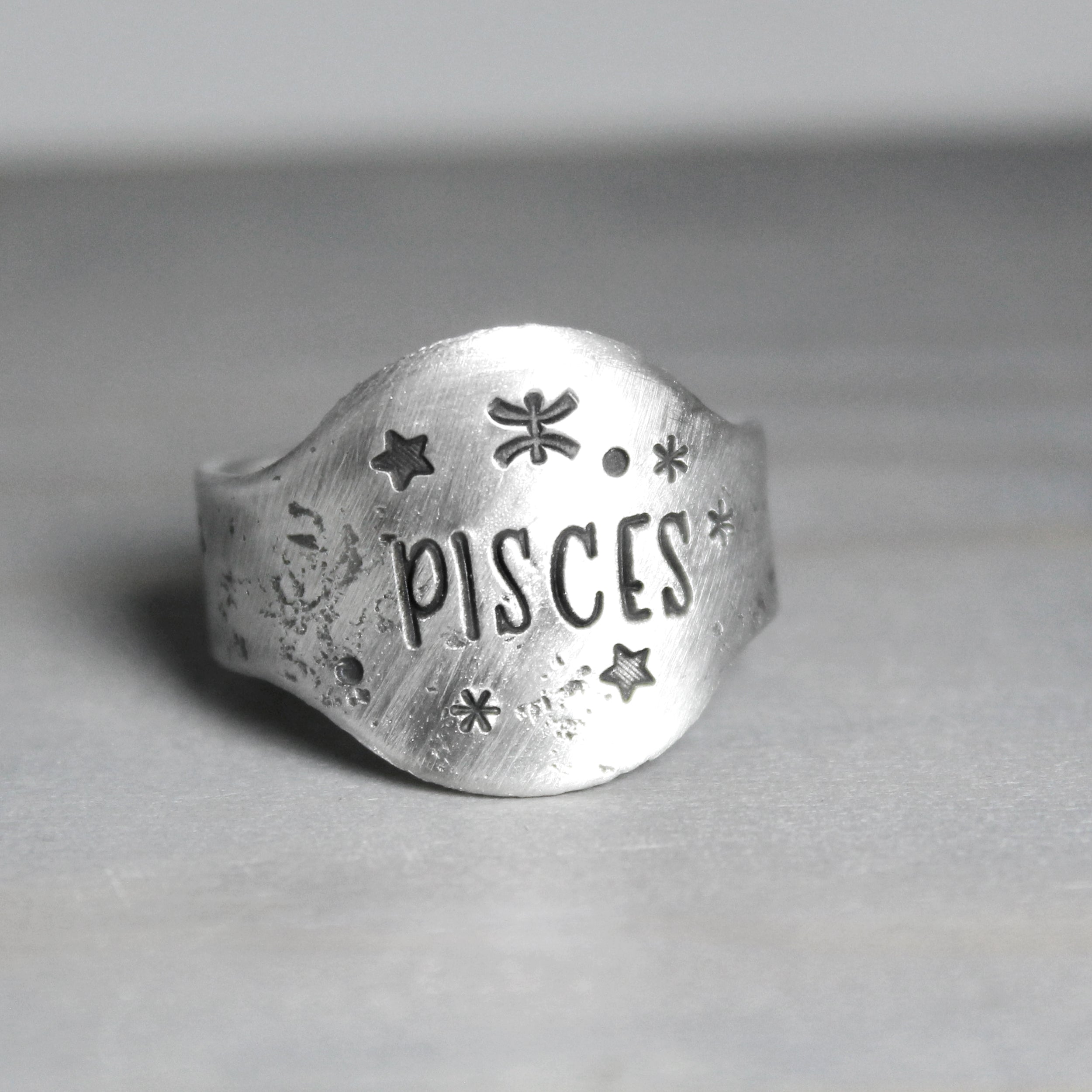 Pisces Zodiac Ring