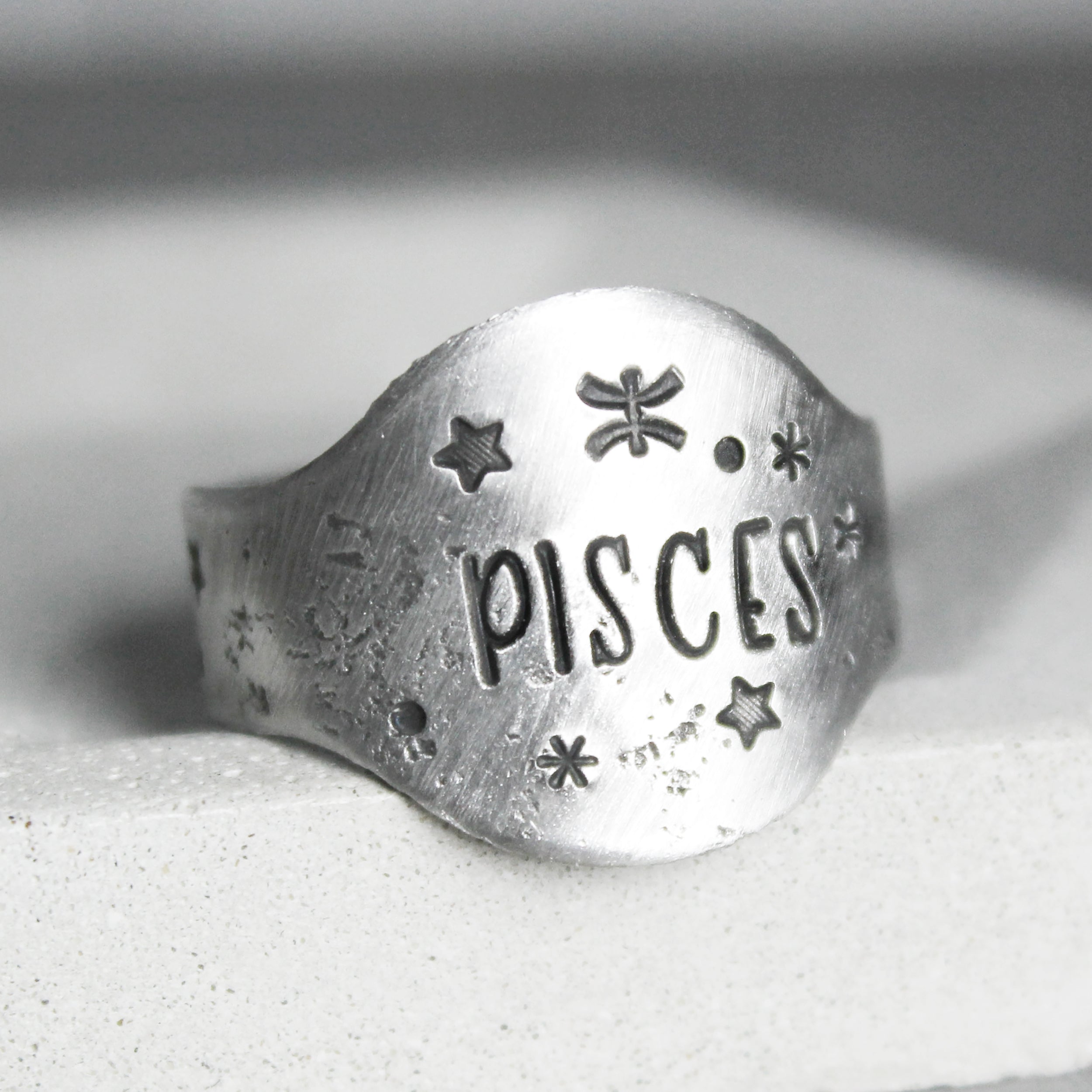 Pisces Zodiac Ring